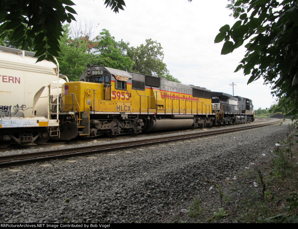 HLCX 5953 and HLCX 9470